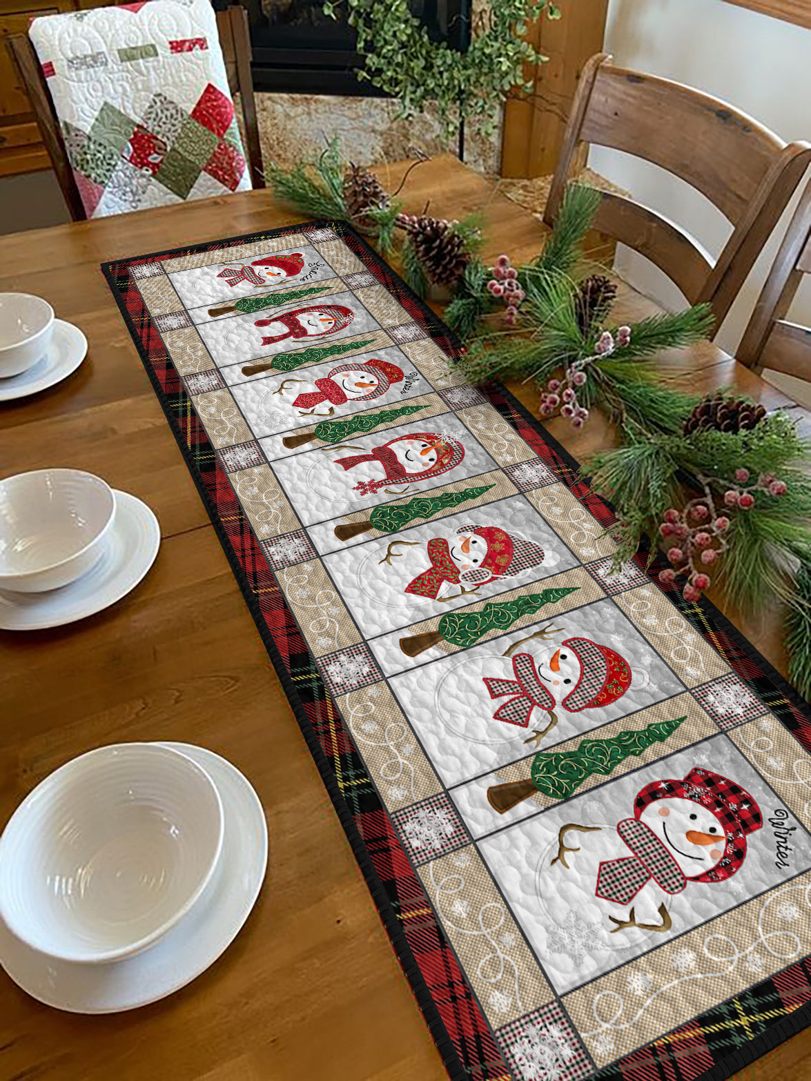 Snowman CLA20112361 Quilted Table Runner – Charming Favor