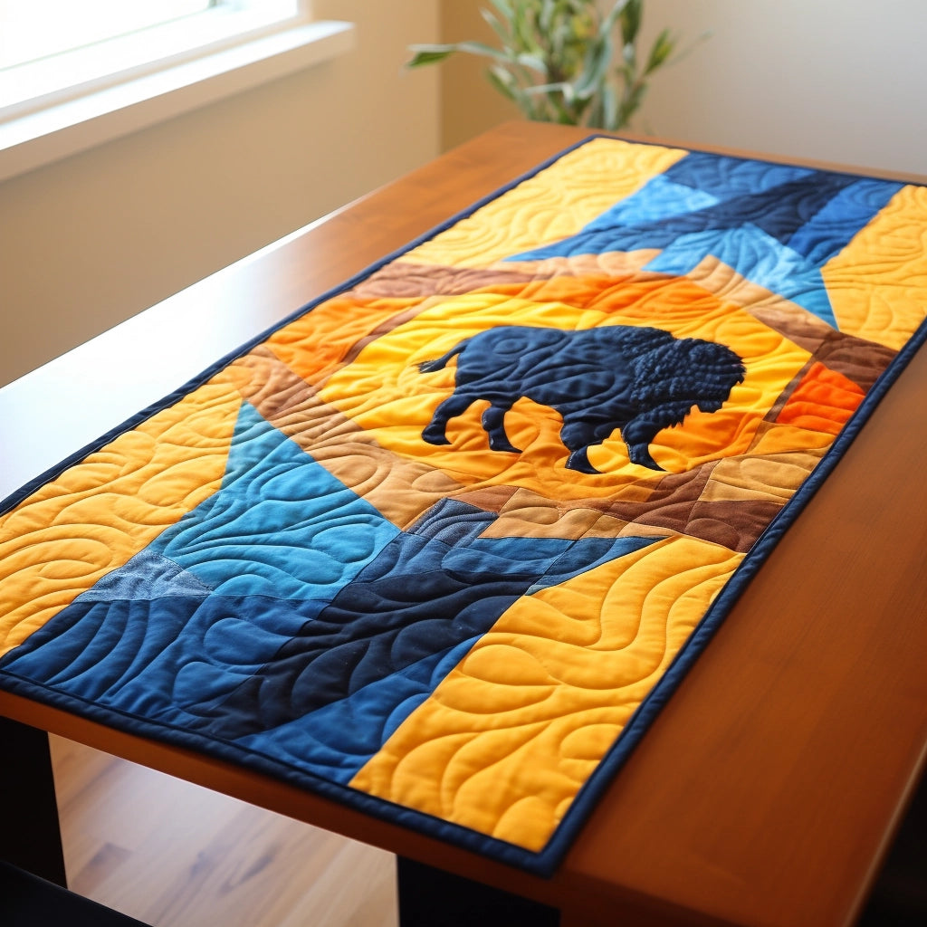 Bison TAI260224331 Quilted Table Runner – Charming Favor